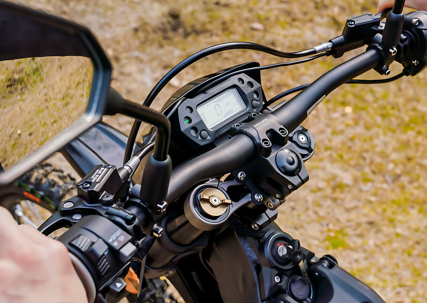 Surron Light Bee L1e: High-Performance Electric Dirt Bike | Road Legal